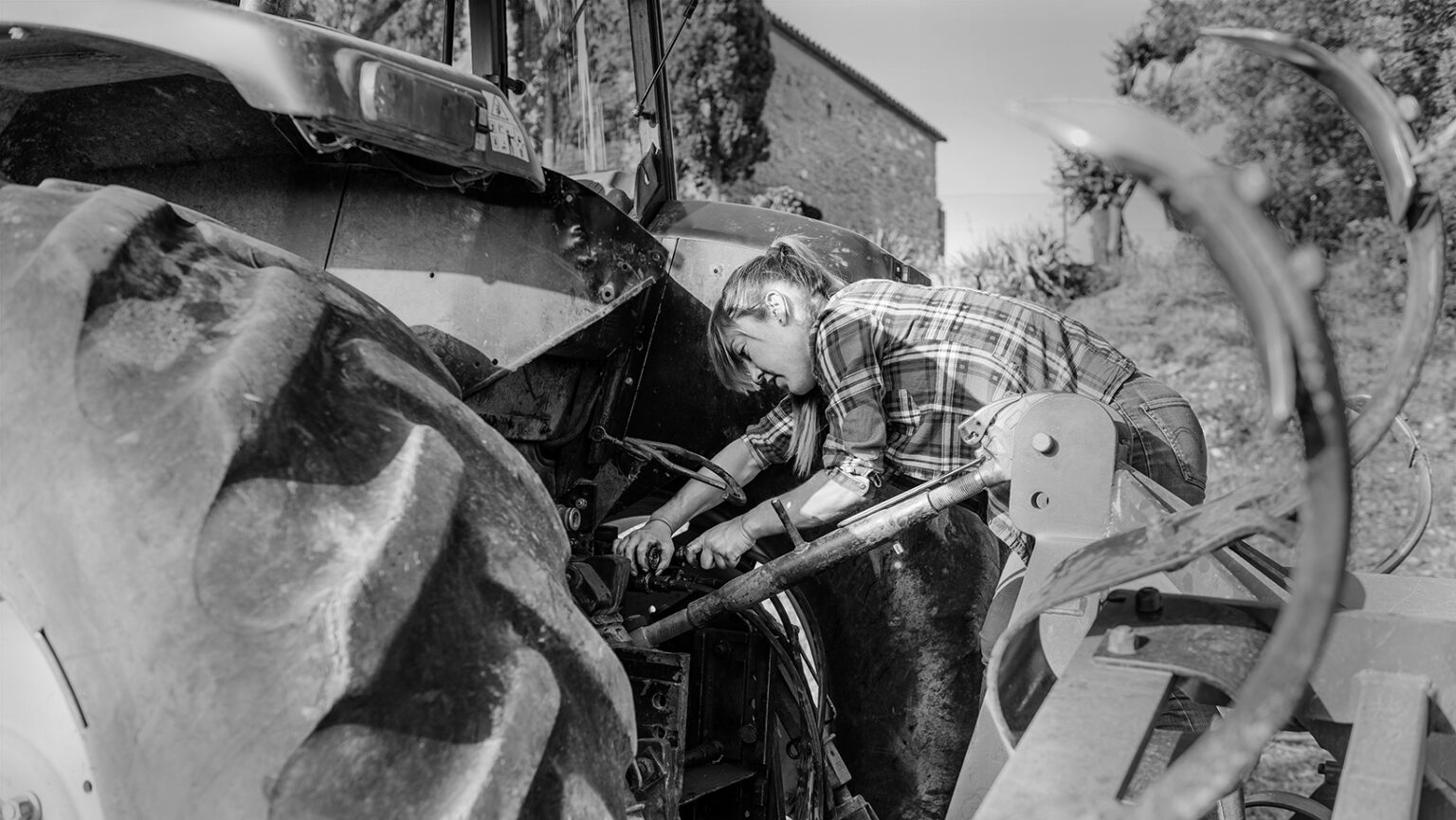 Who is Liable in a Farm Accident? - Kane Personal Injury